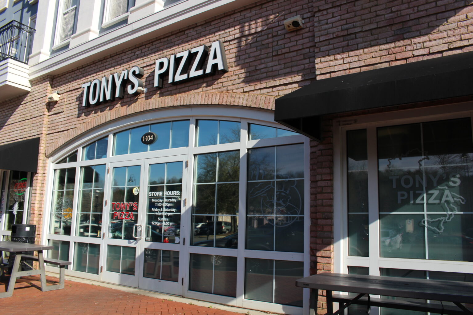 Mooresville NC Restaurants – Tony’s Pizza Is A Favorite